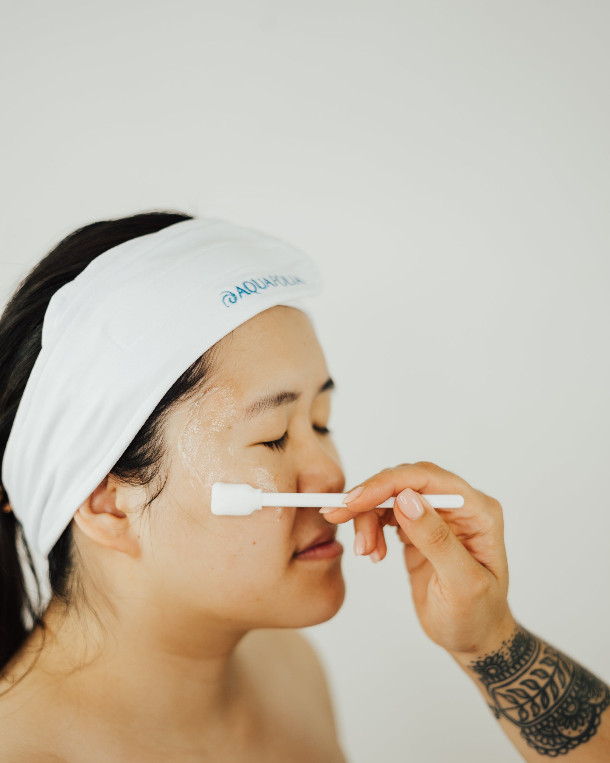 Beauty Tools | Loshen & Crem